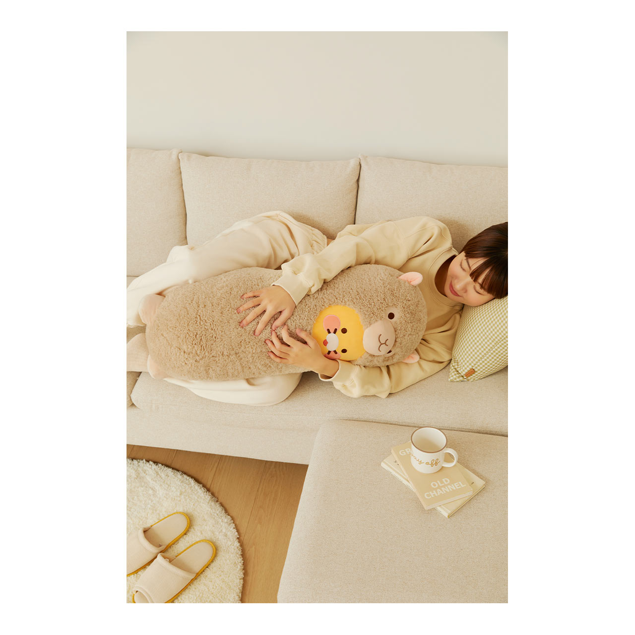 Kakao Friends Alpaca Body Pillow - CHOONSIK